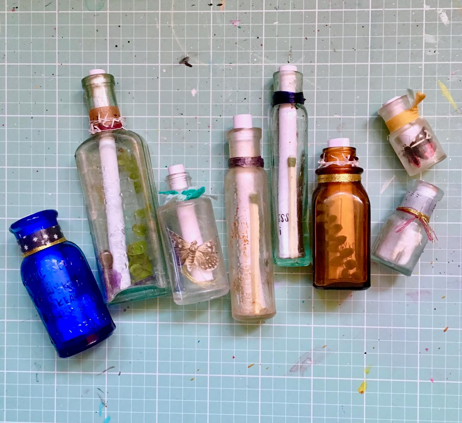 Zines in unconventional/unique format – Toronto Zine Library